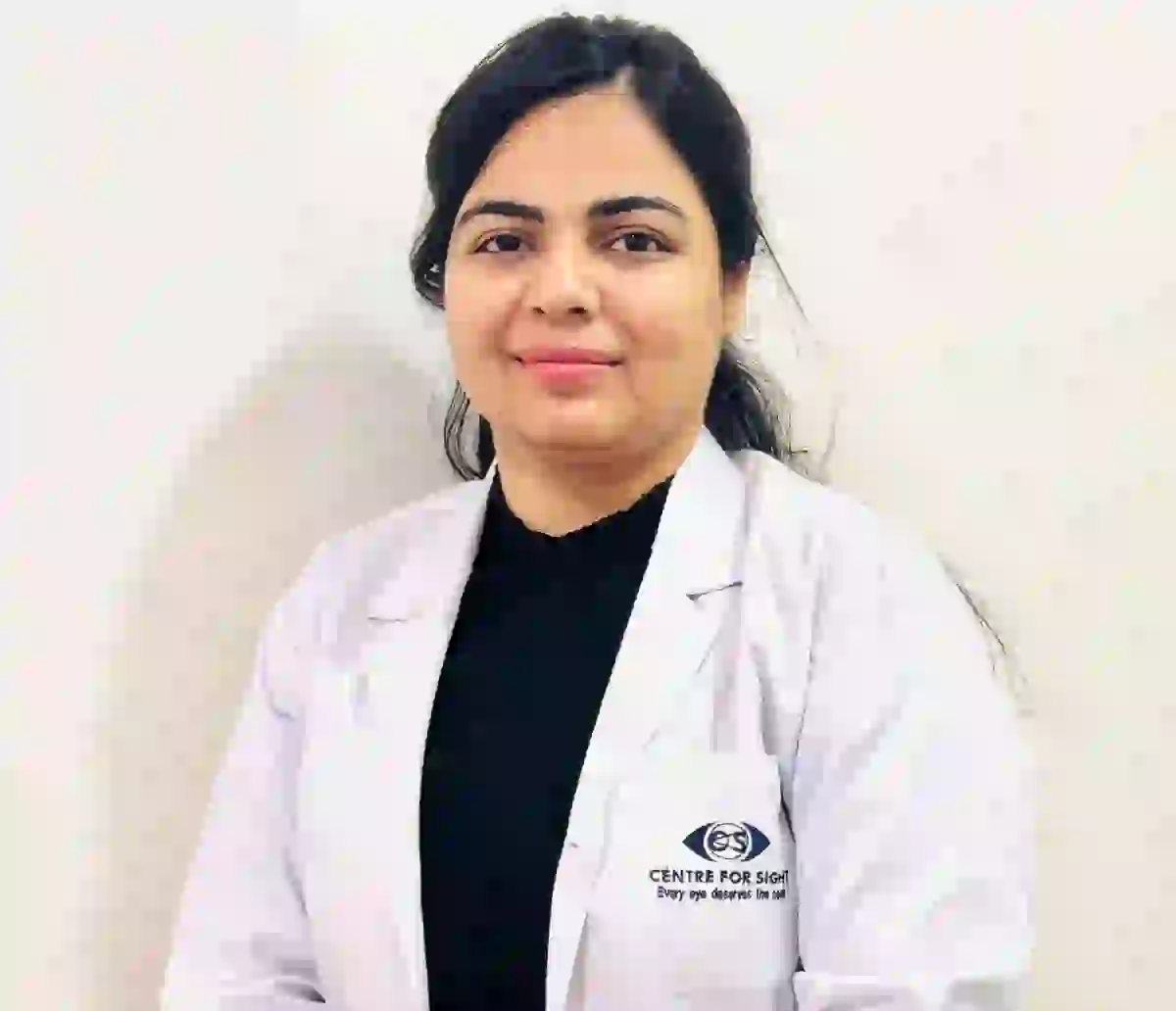 Dr. Aishwarya Chhabra - Cataract & Lasik Eye Surgery Doctor