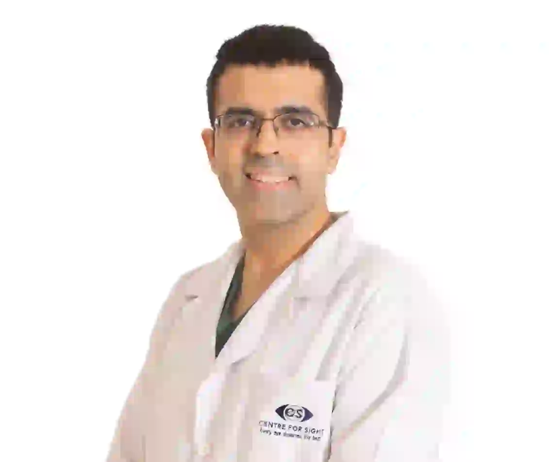 Dr. Raghav Malik - Cornea & Cataract Specialist in Delhi