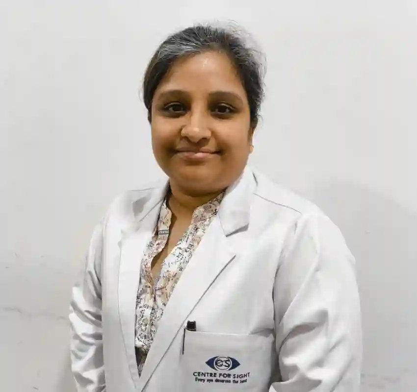 Dr. Smriti Bansal - Cataract & Ocular Oncology Specialist in Delhi